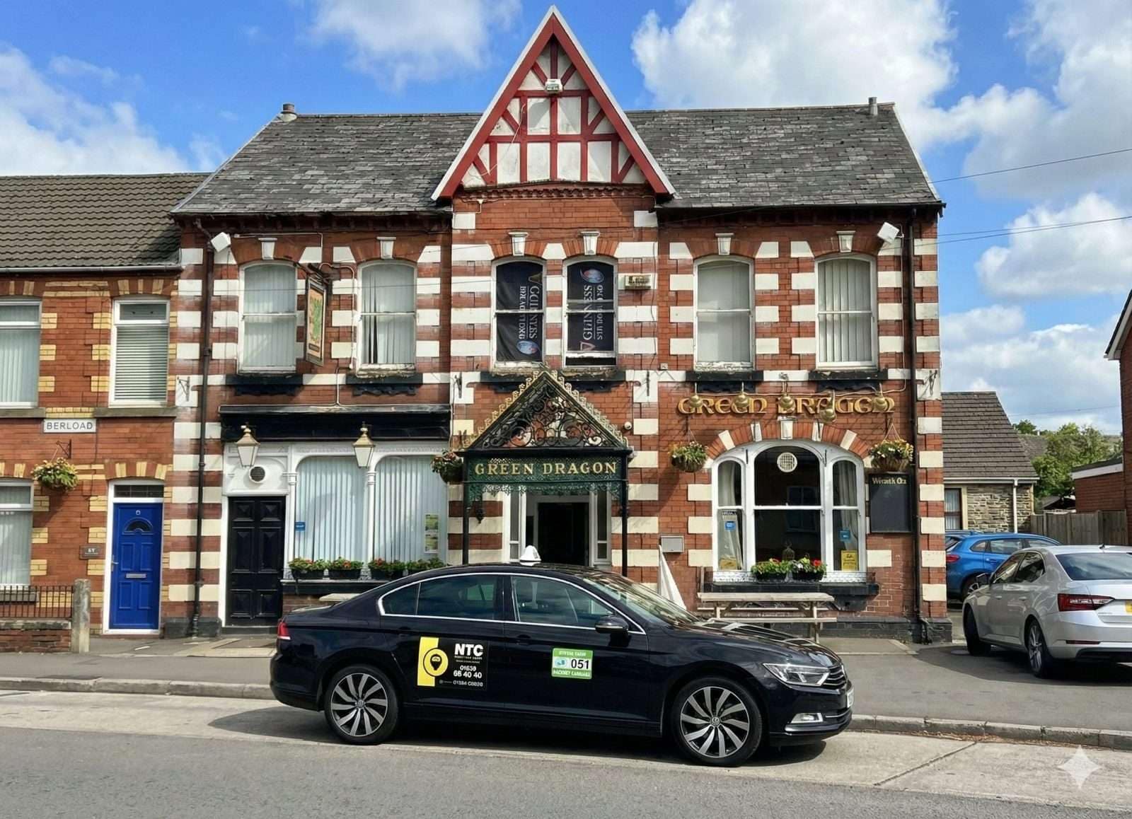 Neath Taxi Cabs | 24/7 Taxis in Neath & Port Talbot | WhatsApp